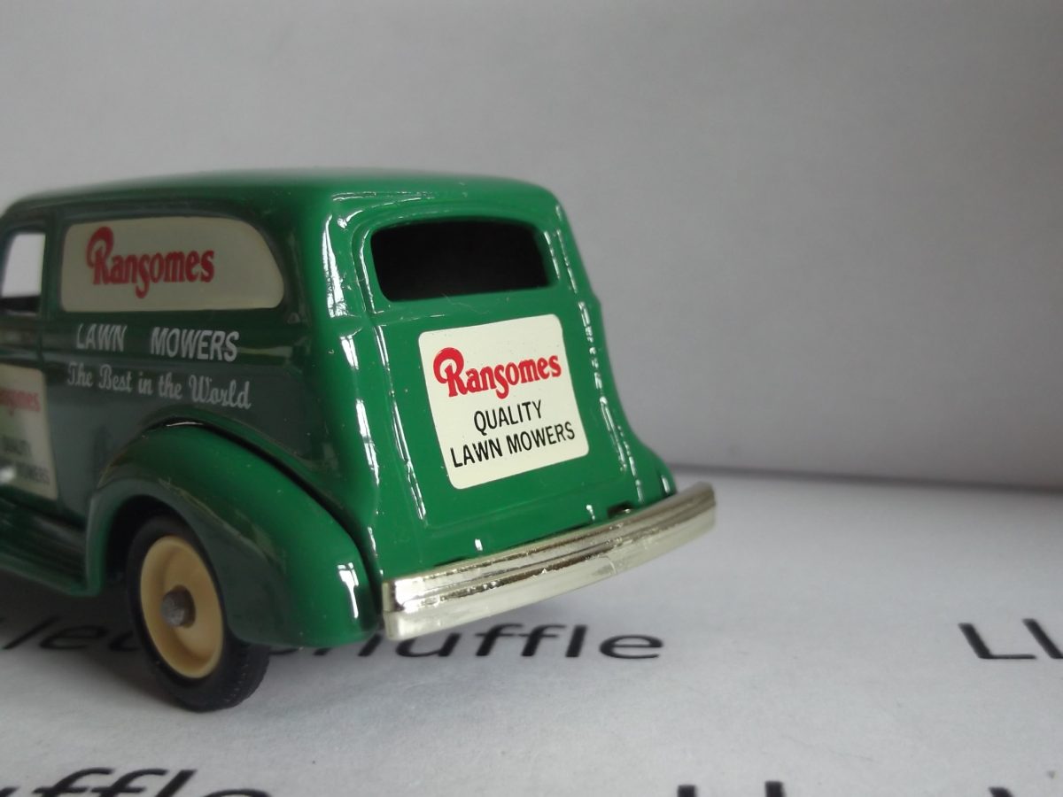 DG30016, Chevrolet Sedan Delivery Van, Ransomes Lawn Mowers – Lledoshuffle