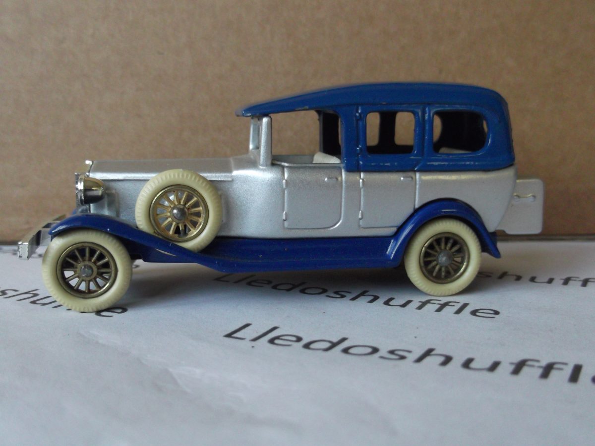DG025, Code 3, Rolls Royce Silver Ghost Barker, Silver with blue roof ...