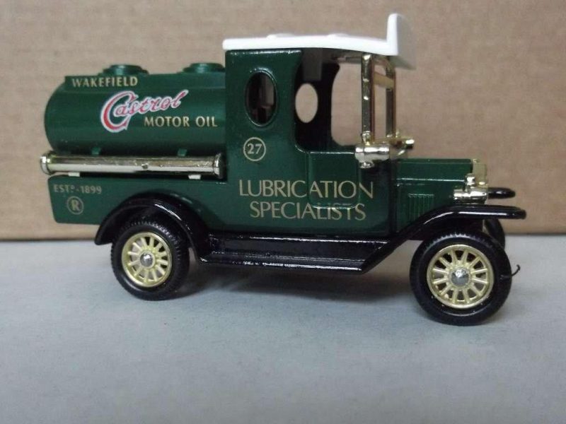 LP08008, Model T Ford Tanker, Wakefield Castrol Motor Oil – Lledo Models