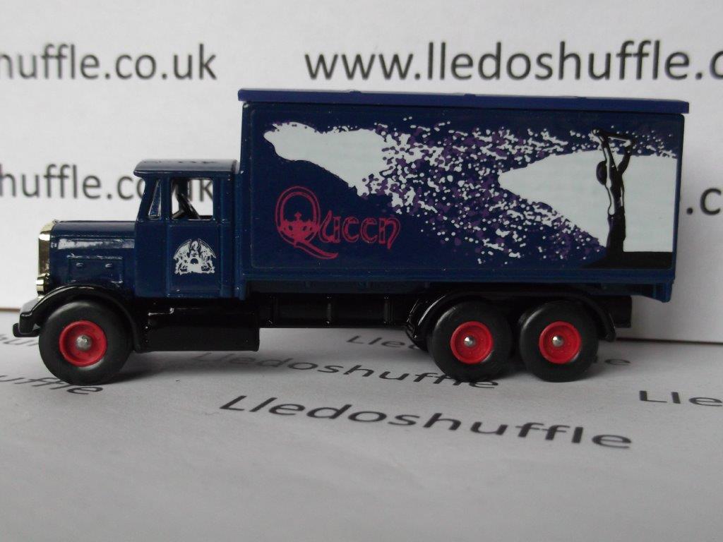 SP44047, Scammell 6w Truck, Queen, Spotlight, First Album – Lledo Models
