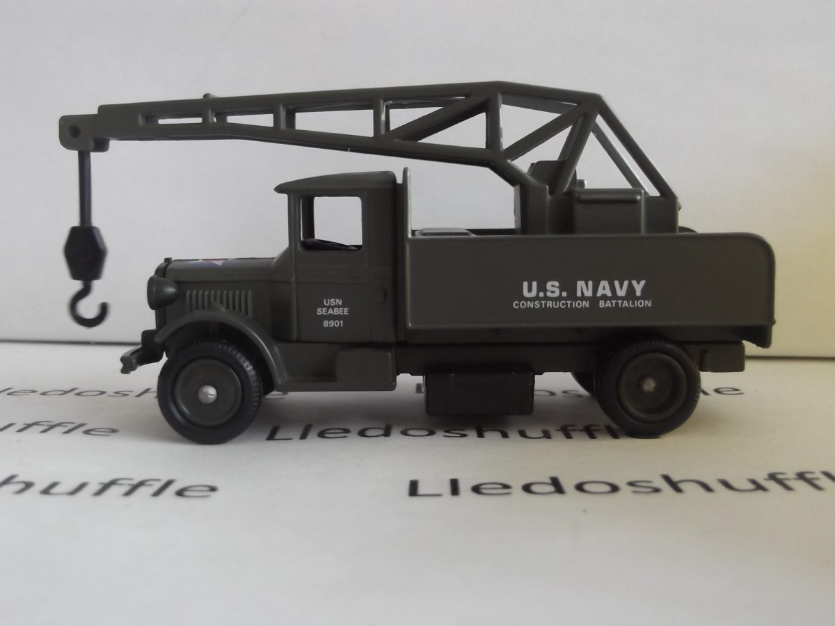 DG40003, Mack Crane Truck, US Army – Lledo Models